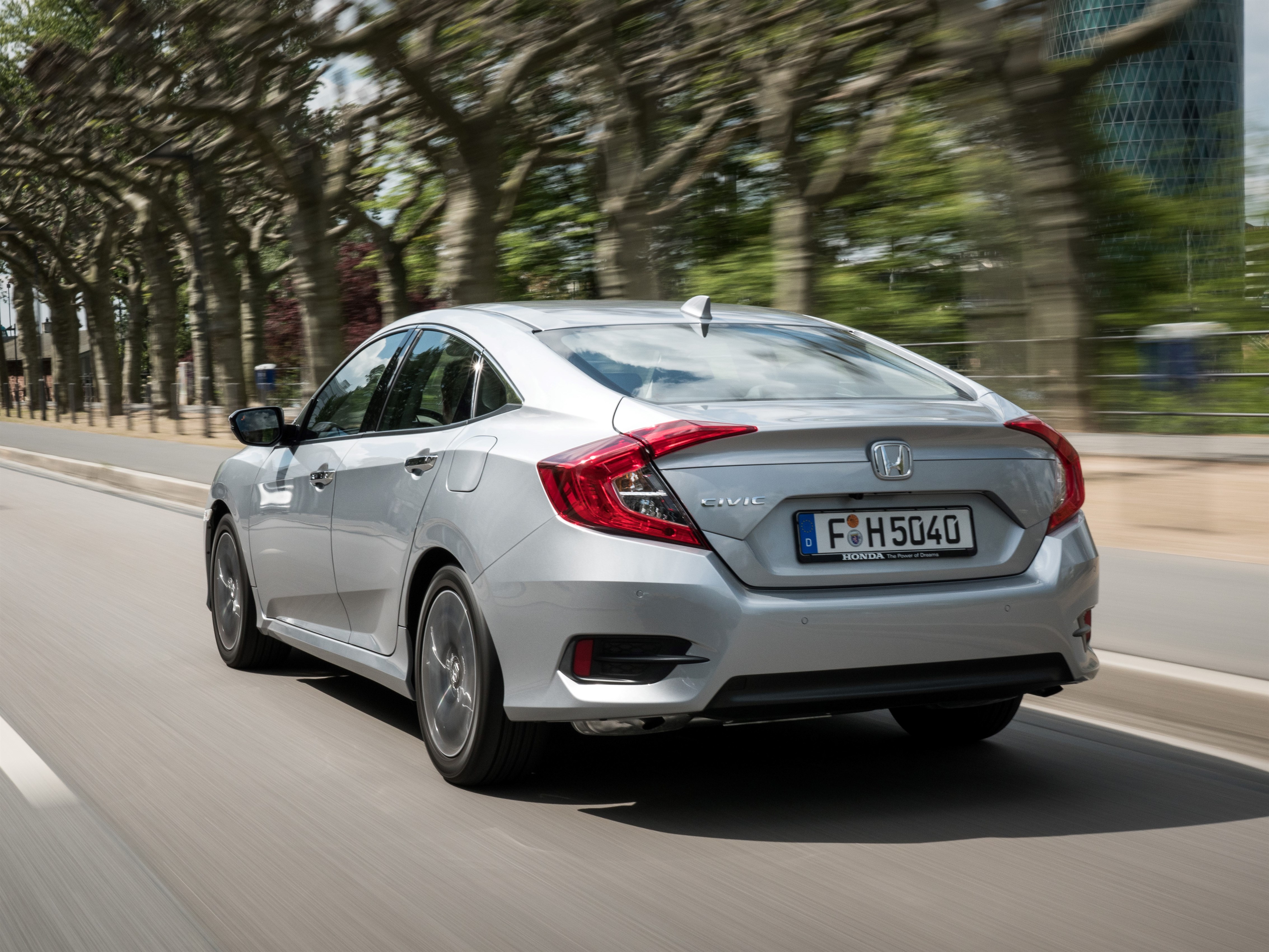 Honda Civic Limousine Preise, Modelle und Test | carwow.de