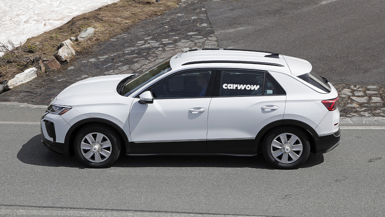 Neuer VW T-Roc auf Testfahrt: Kommt noch 2025 | carwow.de