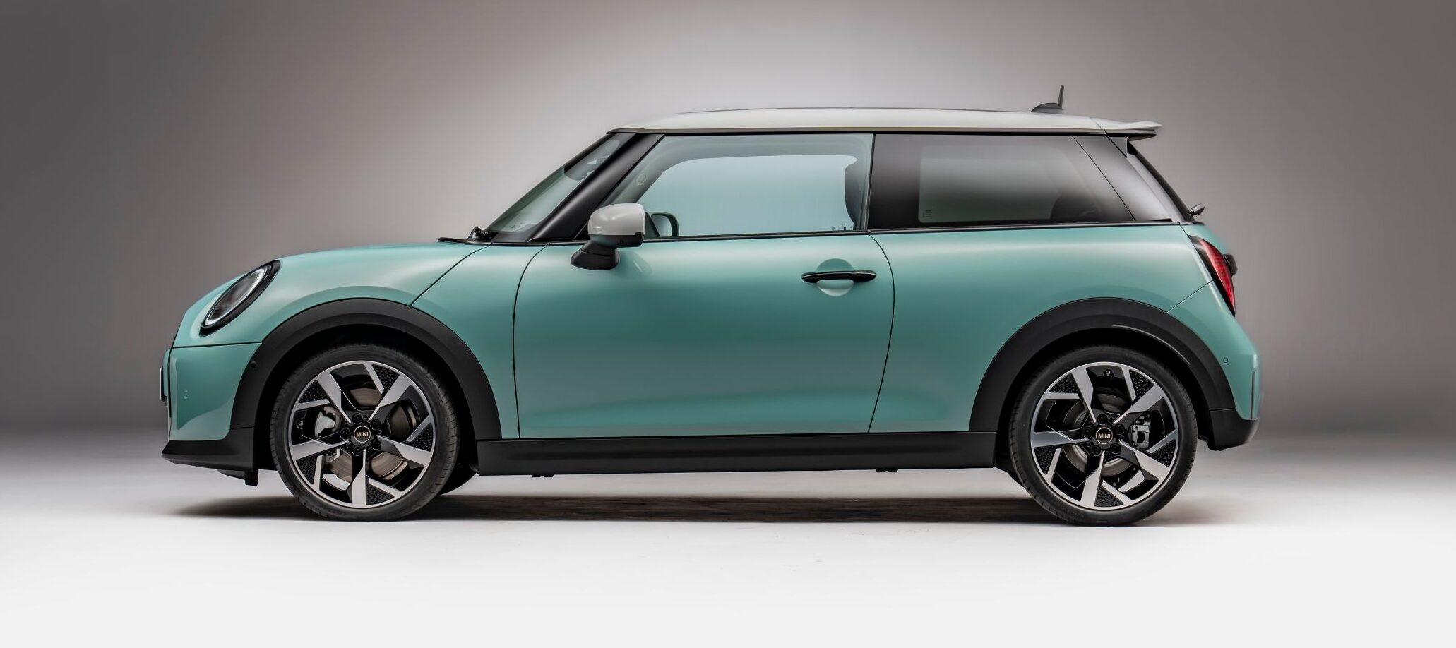 Neuer Mini Cooper feiert Premiere: Preise und Verkaufsstart | carwow.de